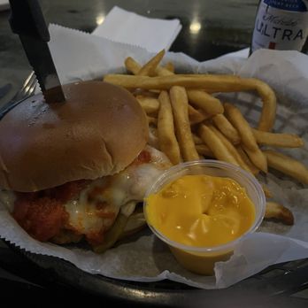 MONROE HOTEL - Updated December 2025 - 38 Photos & 92 Reviews - 400 E ...