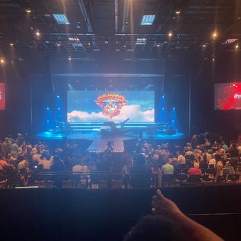 BAYSIDE CHURCH - Updated December 2025 - 195 Photos & 124 Reviews ...