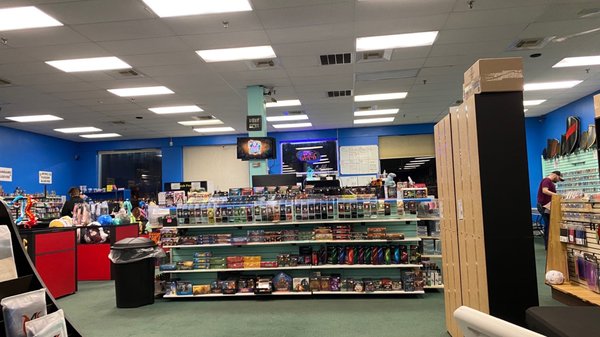 ONE UP TCG - Updated December 2025 - 506 14th St, Tuscaloosa, Alabama ...