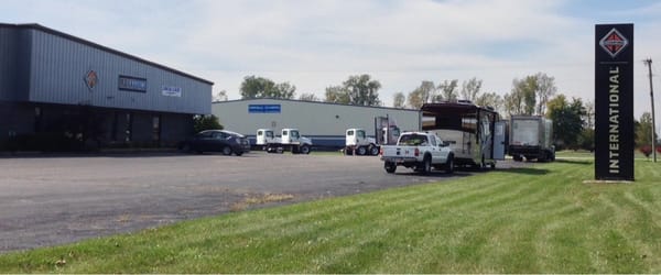 SELKING INTERNATIONAL TRUCKS - Updated October 2025 - 836 Verdant St ...