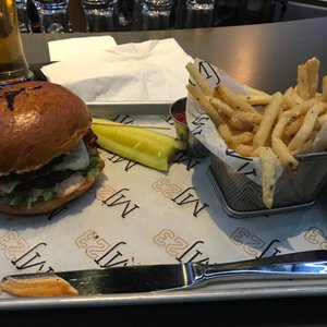 MJ23 SPORTS BAR & GRILL - 384 Photos & 239 Reviews - 1 Mohegan Sun Blvd ...