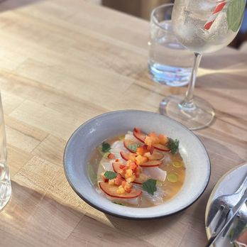 FORSYTHIA - Updated July 2024 - 741 Photos & 177 Reviews - 9 Stanton St ...