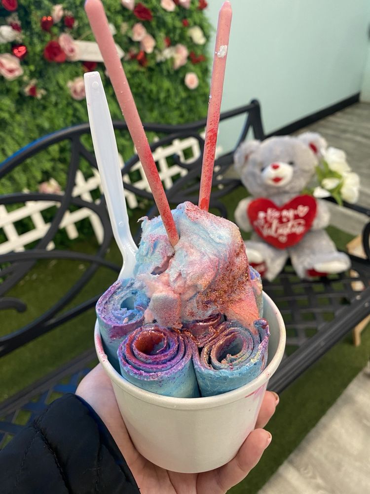 ICE ‘N’ ROLL - Updated May 2024 - 37 Photos & 22 Reviews - 4263 N Main ...