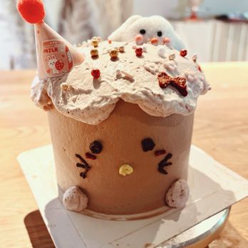 HONEYME BAKERY & TEA - Updated August 2025 - 180 Photos & 52 Reviews ...