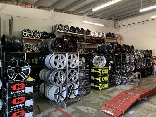 MAC WHEELS & TIRES - Updated August 2025 - 20 Photos - 1899 S Redwood ...