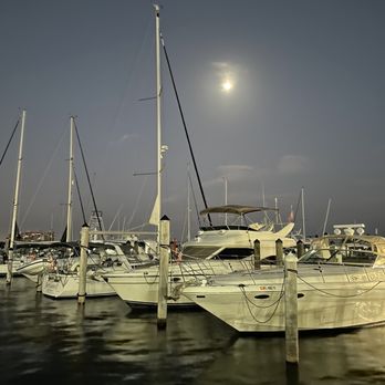 DINNER KEY MARINA - Updated October 2025 - 95 Photos & 22 Reviews ...