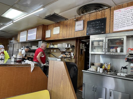 MR. QUICK - Updated December 2025 - 96 Photos & 105 Reviews - 5615 W ...