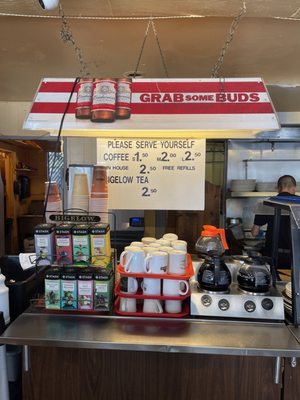 PEANUTS DELUXE CAFE - 278 Photos & 600 Reviews - 275 E San Fernando St ...