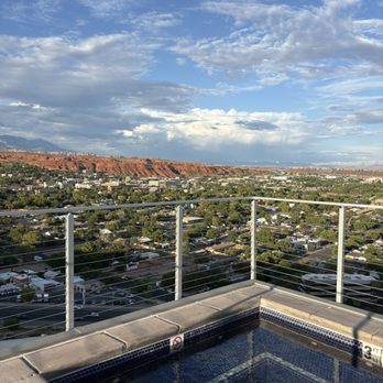 CLIFFSIDE RESTAURANT - Updated October 2025 - 1017 Photos & 978 Reviews ...