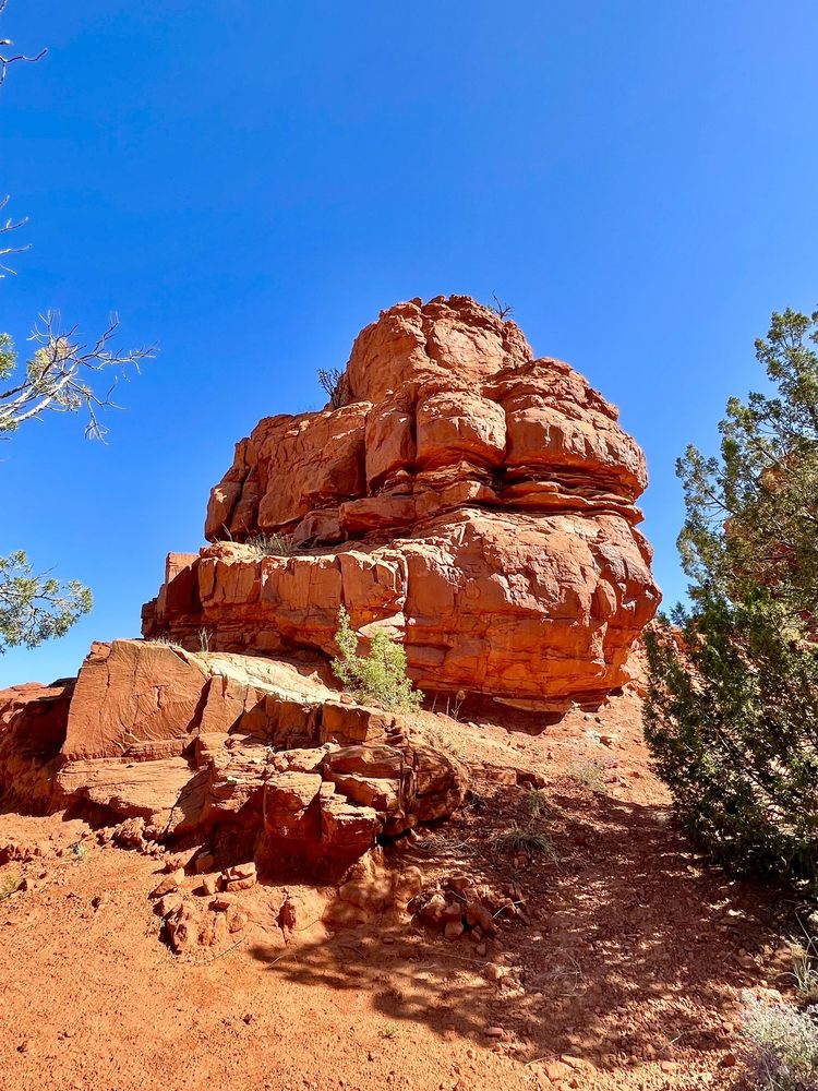 RED ROCKS - Updated July 2025 - 10 Photos - 8057 NM-4, Jemez Pueblo ...