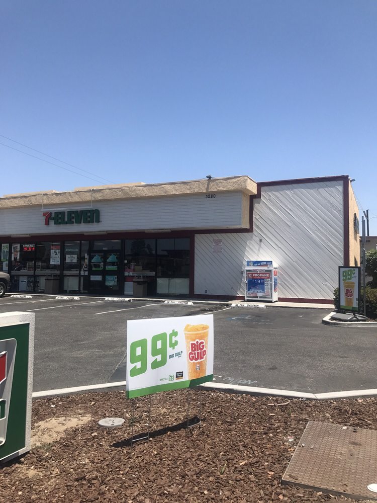 7-ELEVEN - Updated February 2025 - 3280 Saviers Rd, Oxnard, California ...