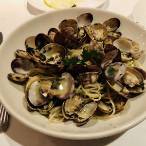 ELIO’S - 160 Photos & 289 Reviews - Italian - 1621 2nd Ave, New York ...