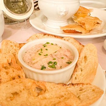 L’EXPRESS - Updated July 2024 - 1216 Photos & 710 Reviews - 3927 Rue ...