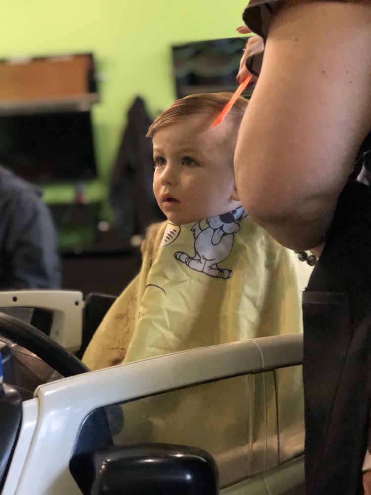 SHARKEY’S CUTS FOR KIDS - 47 Photos & 112 Reviews - 4609 14th Ave NW ...