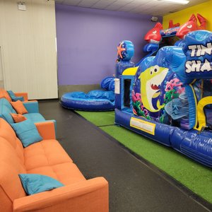 MAX FUNLAND - Updated April 2025 - 3901 8th Ave, Brooklyn, New York ...