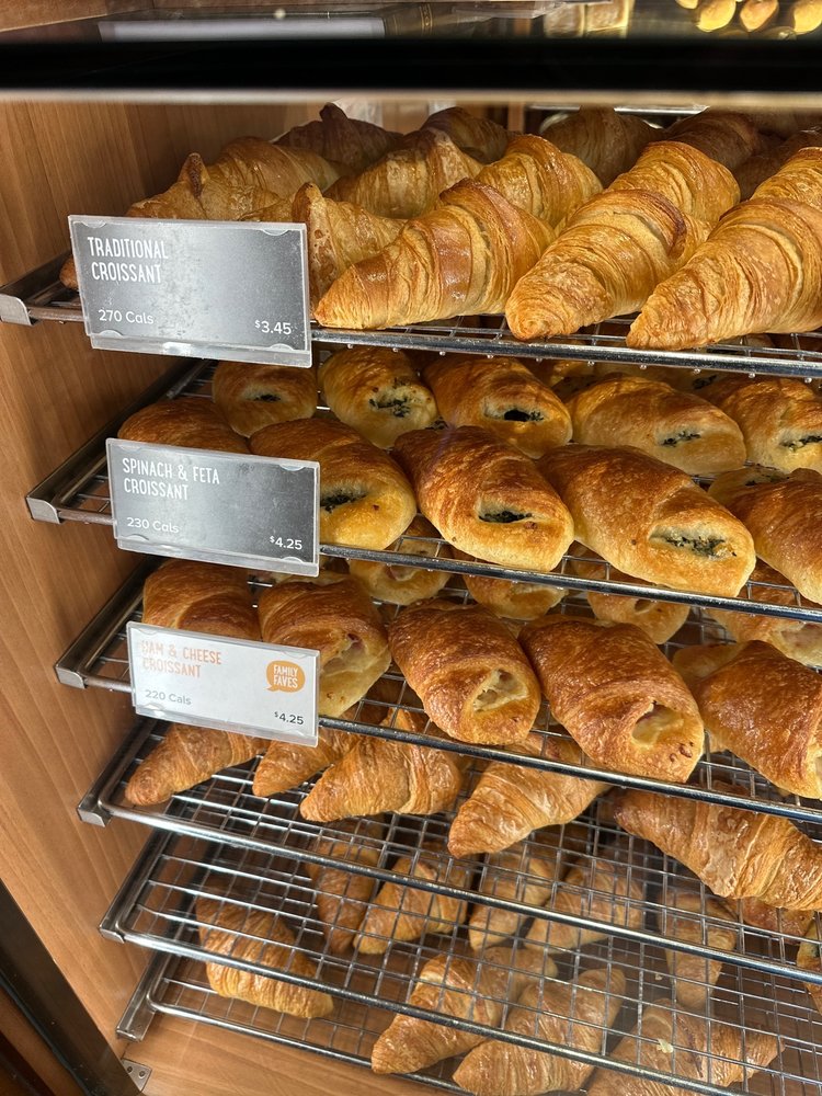 COBS BREAD - 36 Photos & 65 Reviews - 370 Bloor Street W, Toronto ...