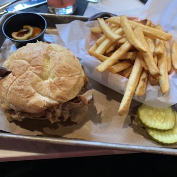 MARPLE PUBLIC HOUSE - 75 Photos & 57 Reviews - 31 N Sproul Rd, Broomall ...