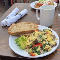 GOODONYA ORGANIC EATERY - Updated July 2025 - 564 Photos & 810 Reviews ...