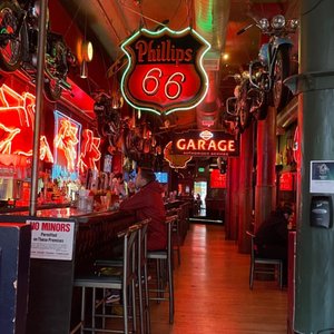 KELLY’S OLYMPIAN - 316 Photos & 374 Reviews - Dive Bars - 426 SW ...