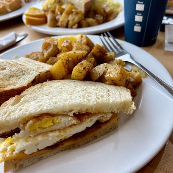 LONGBOTTOM COFFEEHOUSE - Updated July 2025 - 448 Photos & 433 Reviews ...