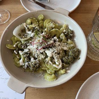 CRAFTED - Updated October 2024 - 520 Photos & 270 Reviews - 22 N 1st St ...