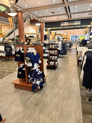 BARNES & NOBLE @ GEORGIA TECH - Updated October 2025 - 78 Photos & 52 ...