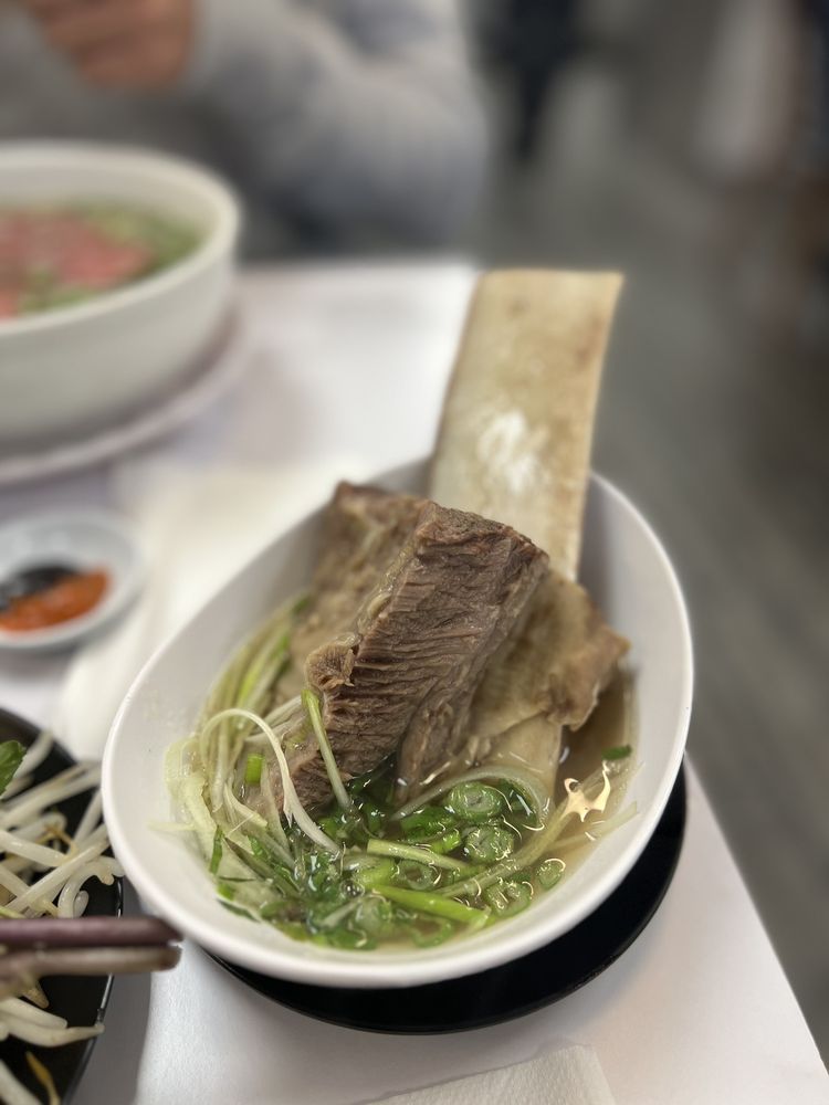 PHO DUOI BO - Updated June 2025 - 404 Photos & 334 Reviews - 2465 Alvin ...