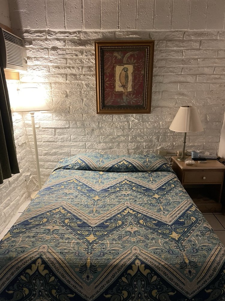 KEY LANTERN MOTEL - Updated December 2025 - 19 Photos & 25 Reviews ...