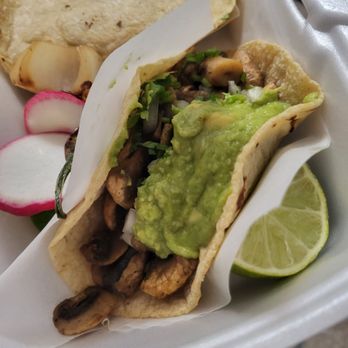 TACOS 65 Sacramento, CA - Updated November 2024 - 155 Photos & 187 ...