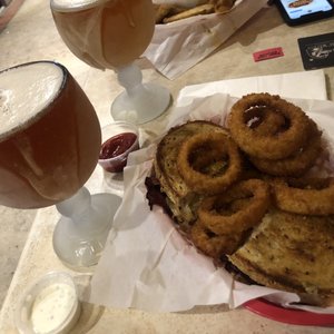 CRONIES SPORTS GRILL - 172 Photos & 229 Reviews - 2752 Cochran St, Simi ...