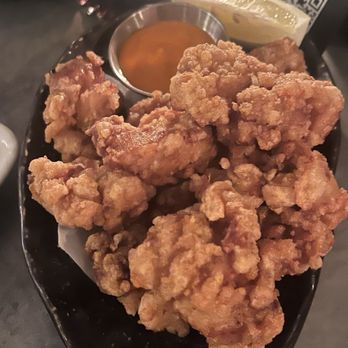 TRAD ROOM - Updated October 2025 - 400 Photos & 219 Reviews - 266 ...