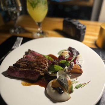 71 ABOVE - Updated December 2025 - 9686 Photos & 2873 Reviews - 633 W ...