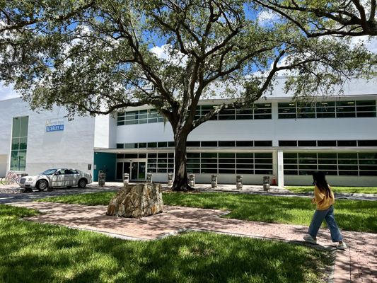 BROWARD COUNTY LIBRARIES - Updated December 2025 - 34 Photos & 12 ...