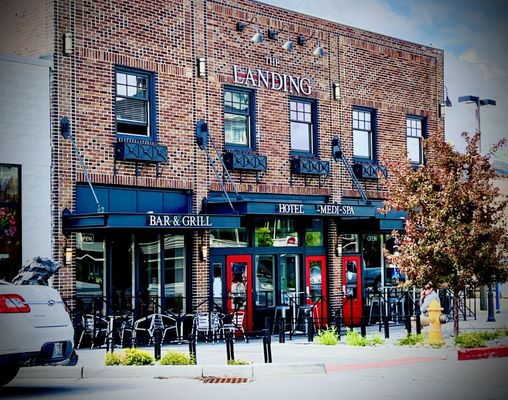 THE LANDING - Updated December 2025 - 79 Photos & 93 Reviews - 104 E ...