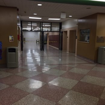 NEW TRIER TOWNSHIP HIGH SCHOOL - Updated December 2025 - 24 Photos ...