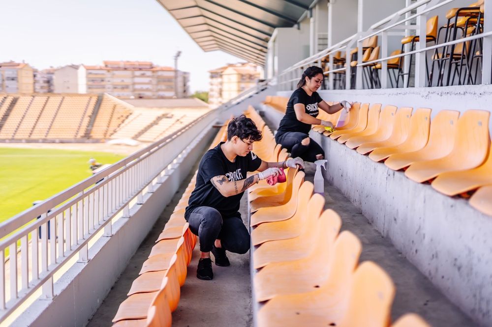 ROCKET CLEANING - Updated July 2025 - 10 Photos - Toronto, Ontario ...