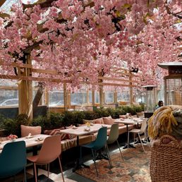 RESIDENTS CAFE & BAR - Updated January 2026 - 1860 Photos & 635 Reviews ...