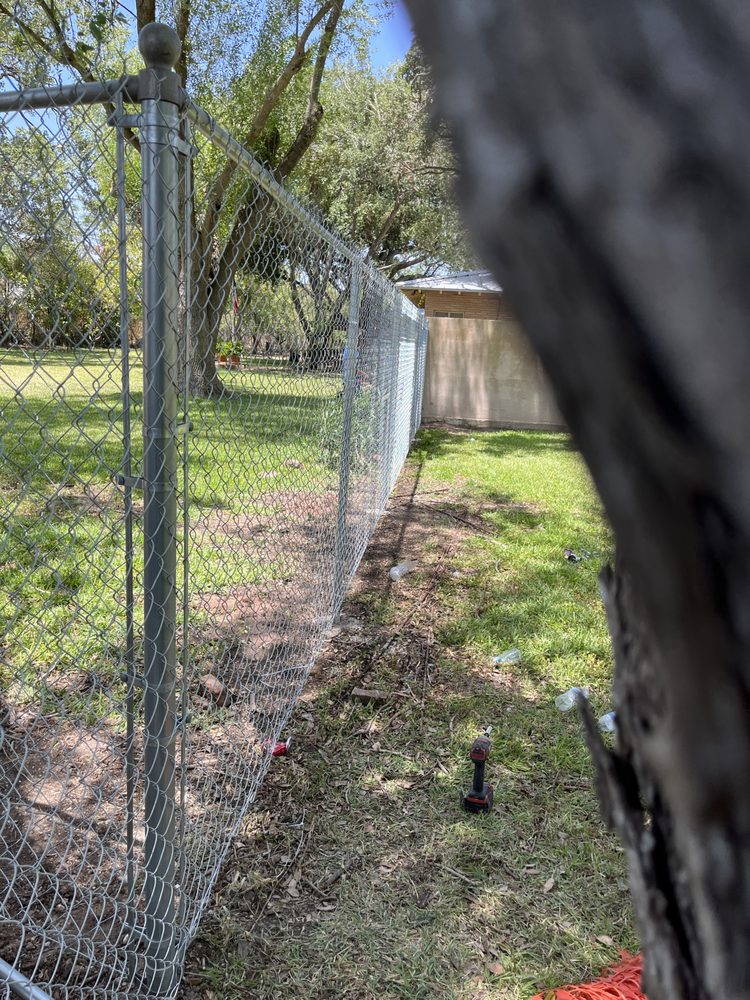 FENCE & BACKYARDS - Updated August 2024 - 25 Photos - McAllen, Texas ...