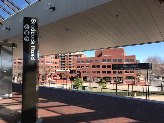 BRADDOCK ROAD METRO STATION - 16 Photos & 12 Reviews - 700 N West St ...