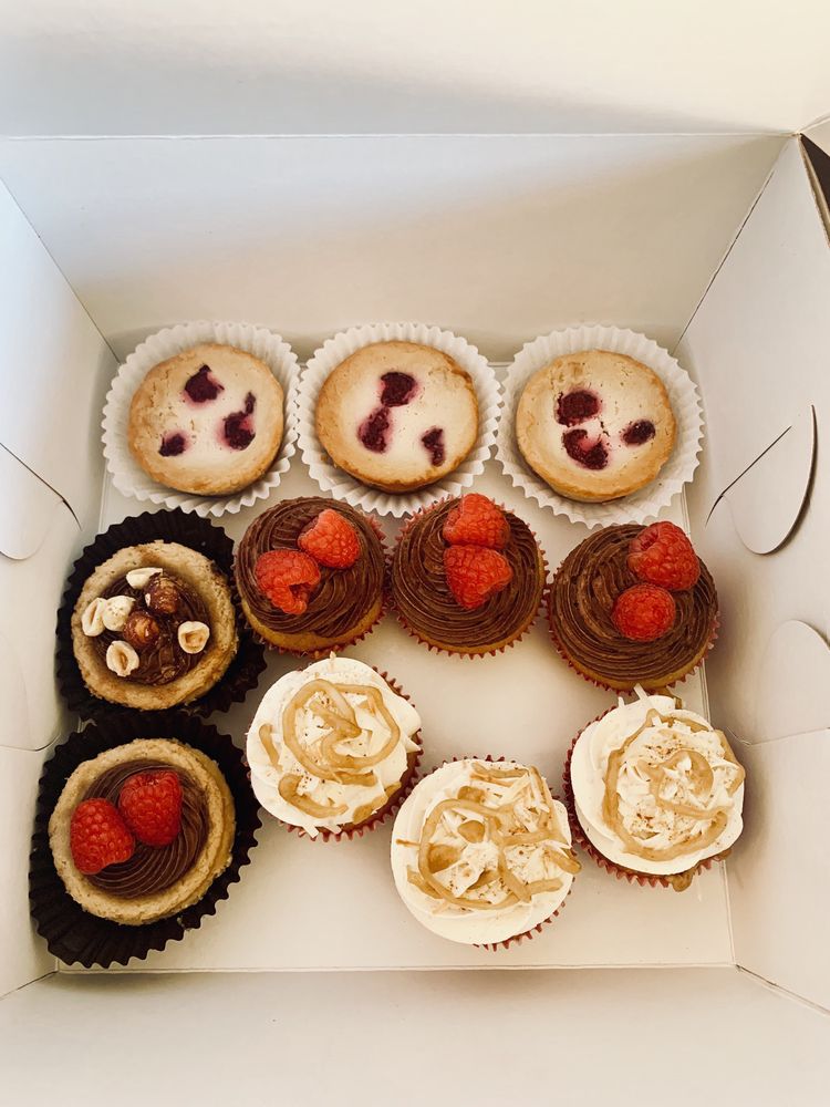 SWEET MASTERPIECE - 43 Photos & 77 Reviews - 616 Main St, Oregon City ...