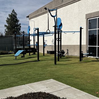 IN-SHAPE FITNESS - Updated December 2025 - 21 Photos & 50 Reviews - 350 ...