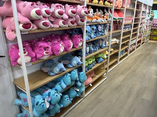 MINISO - Updated December 2025 - 35 Photos - 4000 Baldwin Rd, Auburn ...