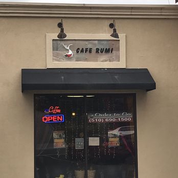 CAFE RUMI - Updated March 2024 - 735 Photos & 919 Reviews - 4799 Heyer ...