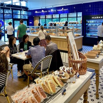 PARIS BAGUETTE - Updated August 2024 - 78 Photos & 26 Reviews - 7855 ...