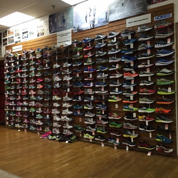 RAGGED MOUNTAIN RUNNING SHOP - Updated June 2025 - 12 Photos & 56 ...