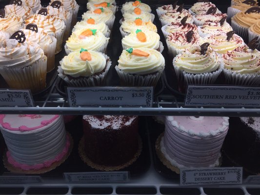 AGGIE’S BAKERY AND CAKE SHOP - Updated January 2026 - 283 Photos & 249 ...