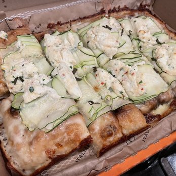 ELLA’S ITALIAN PUB - GENEVA - Updated August 2024 - 76 Photos & 103 ...