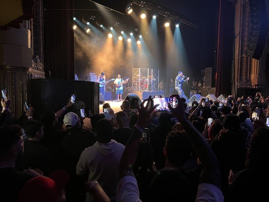 THE WARFIELD - 795 Photos & 909 Reviews - 982 Market St, San Francisco ...