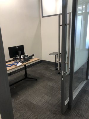 BROKERLINK - Updated November 2025 - 15 Photos - 575 100 Street SW ...