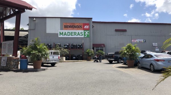 MADERAS 3C - Updated August 2025 - Calle Segarra 323-399, San Juan ...